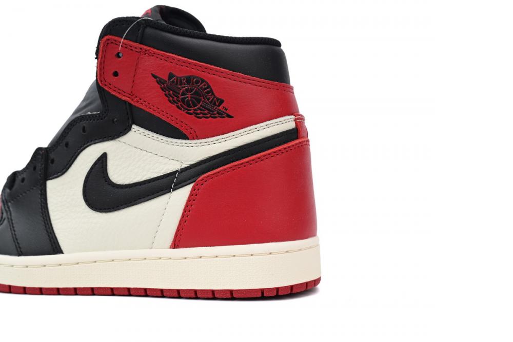 Classy Sneakers - Air Jordan 1 High “Bred Toe” - Meu catálogo fácil!